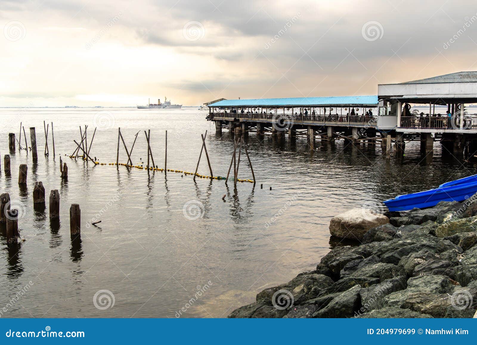 Manila Bay Scenery on a Sunday Afternoon, , Manila, Philippines Dec 13 ...