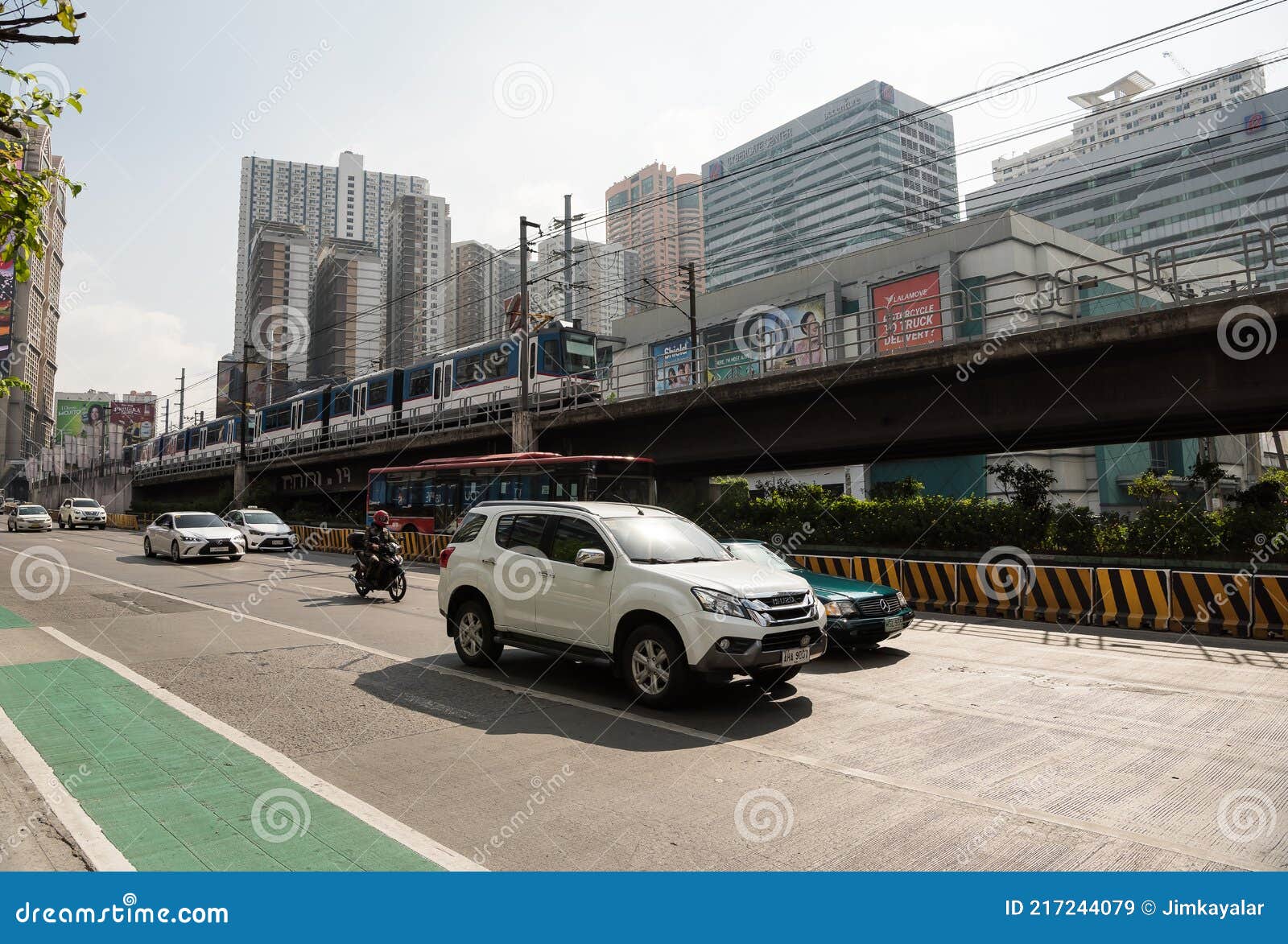 The Empty Streets of Manila during the Covid 19 Pandemic Lockdown ...