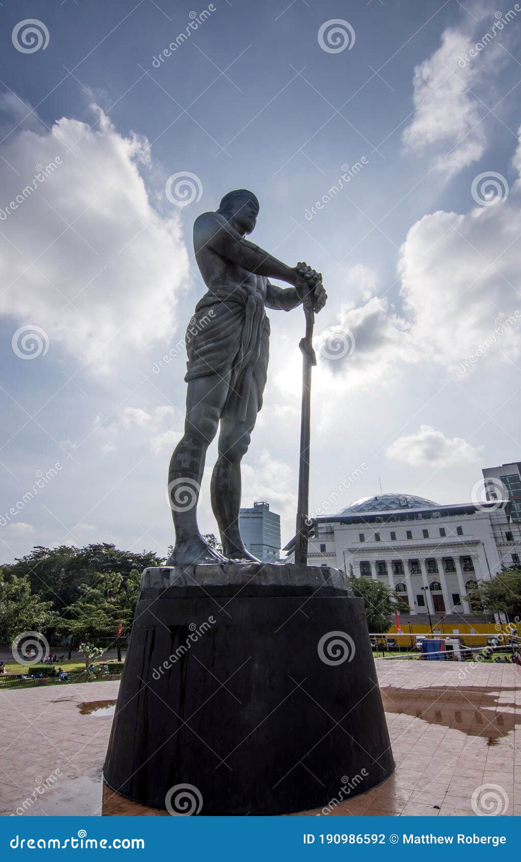 Lapu Lapu Statue At Rizal Park, Manila Editorial Image | CartoonDealer ...