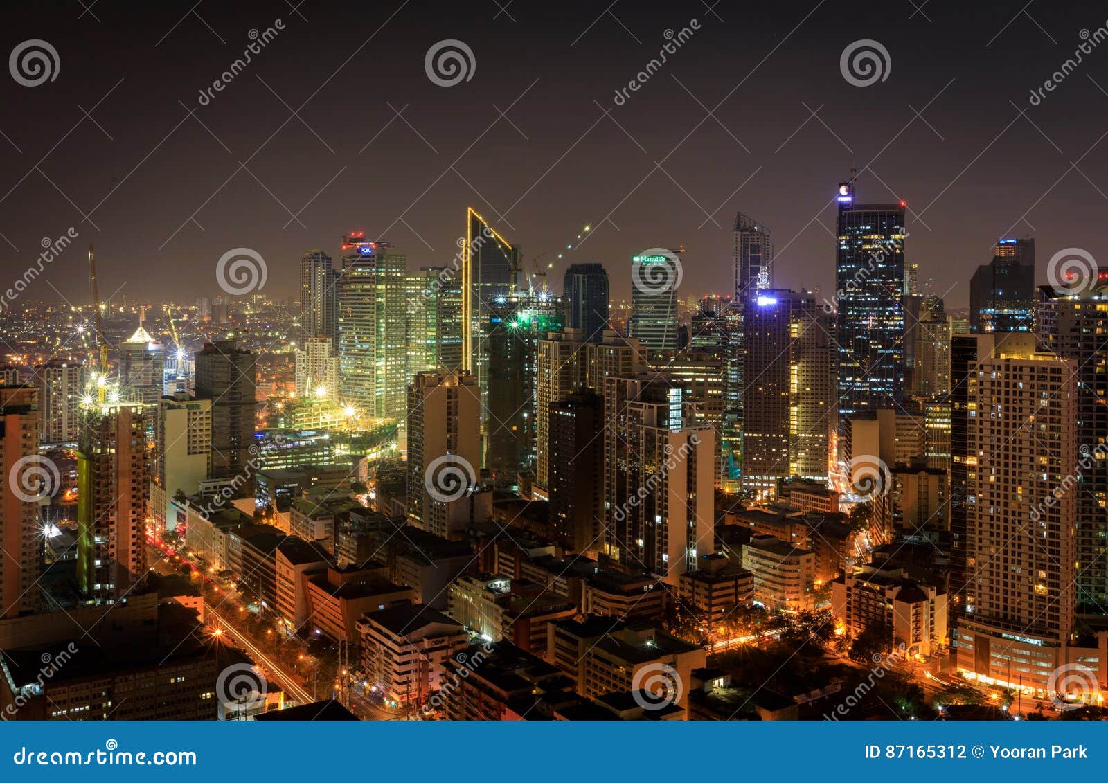Manila Skyline, Philippines Editorial Photography - Image of industry ...