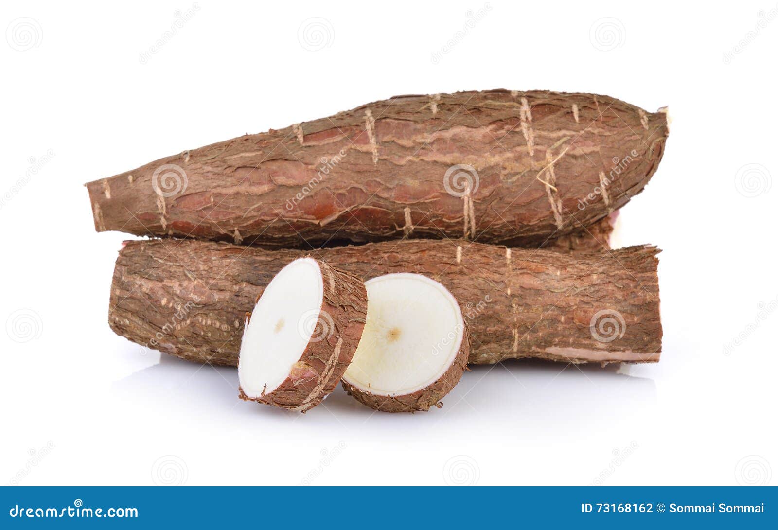 Manioca fotografia stock. Immagine di alimento, marrone - 73168162