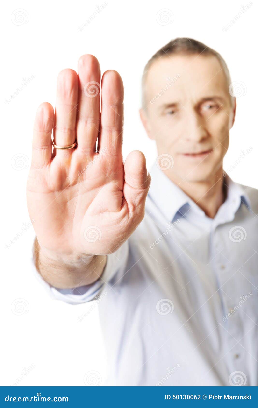 Mann, Der Stoppschild Mit Der Hand Macht Stockfoto - Bild von ...