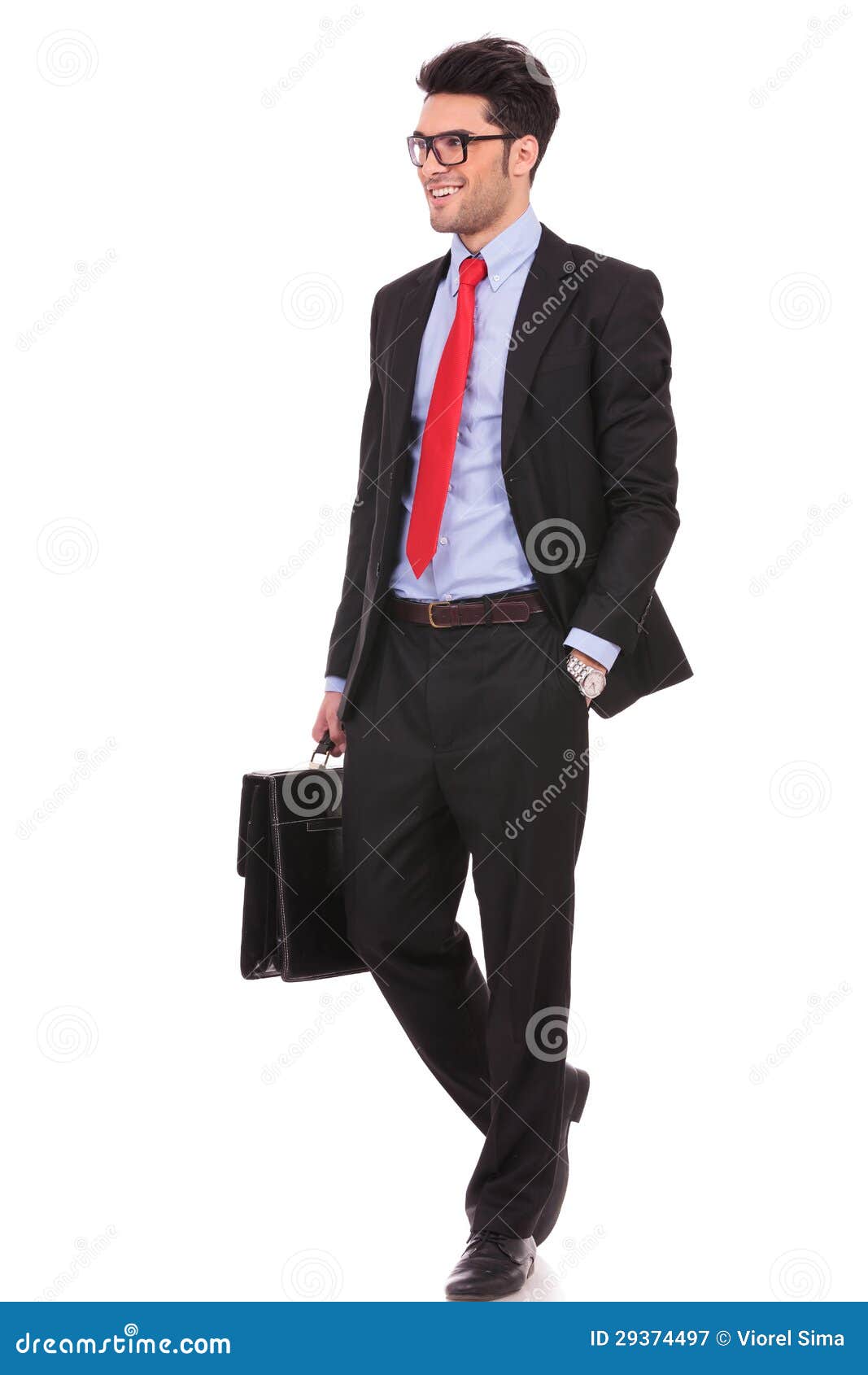 Mann Geht Mit Koffer U. Der Hand in Der Tasche Stockbild - Bild von ...