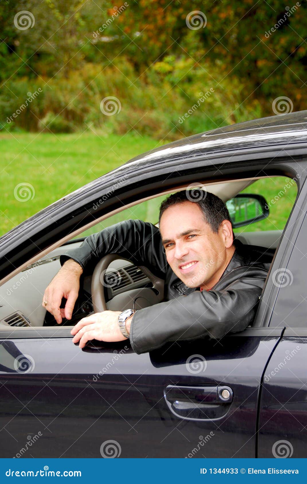 Mann im Auto stockbild. Bild von mittlere, nave, leute - 1344933