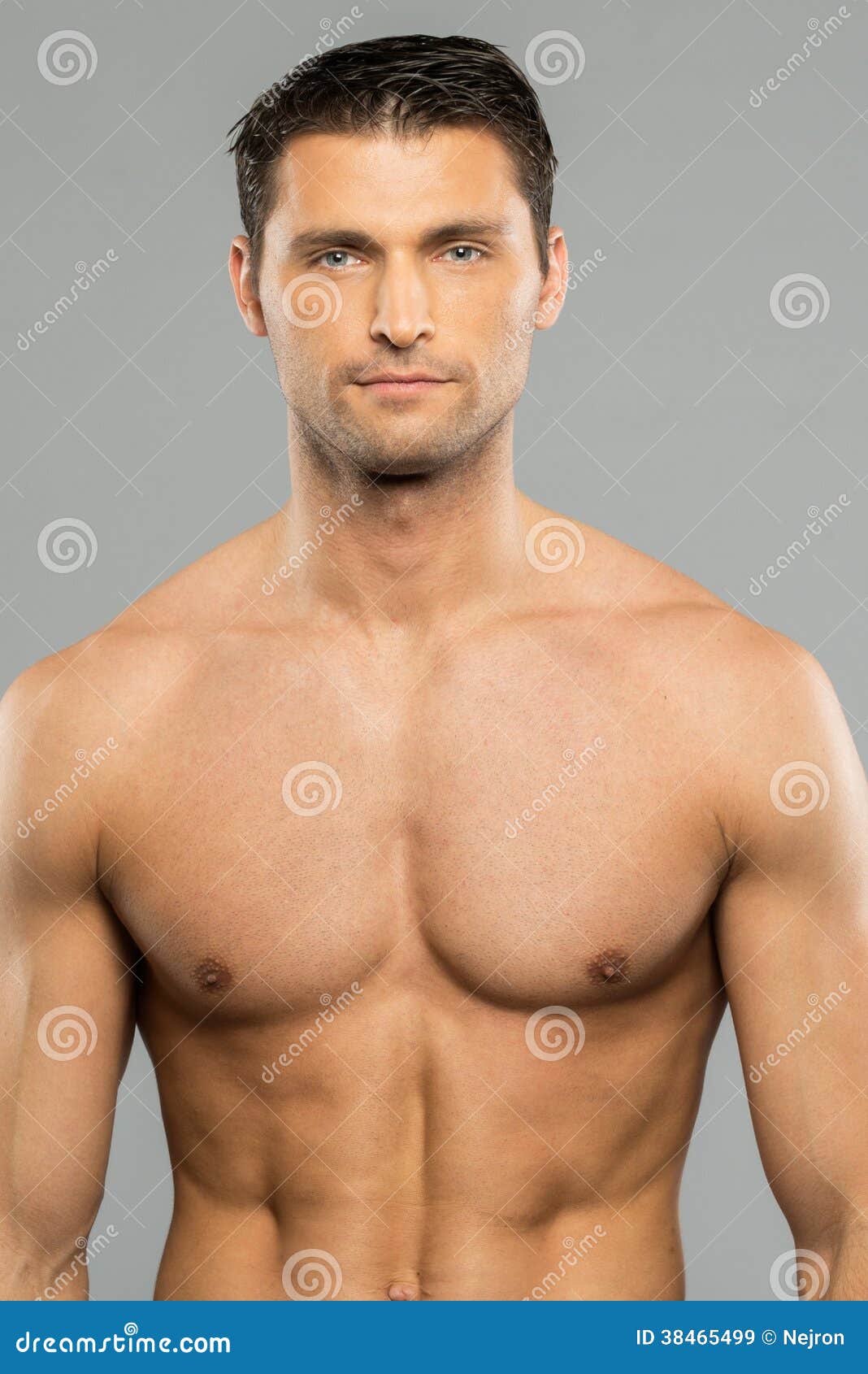 Mann mit dem nackten Torso stockbild. Bild von alleine - 38465499