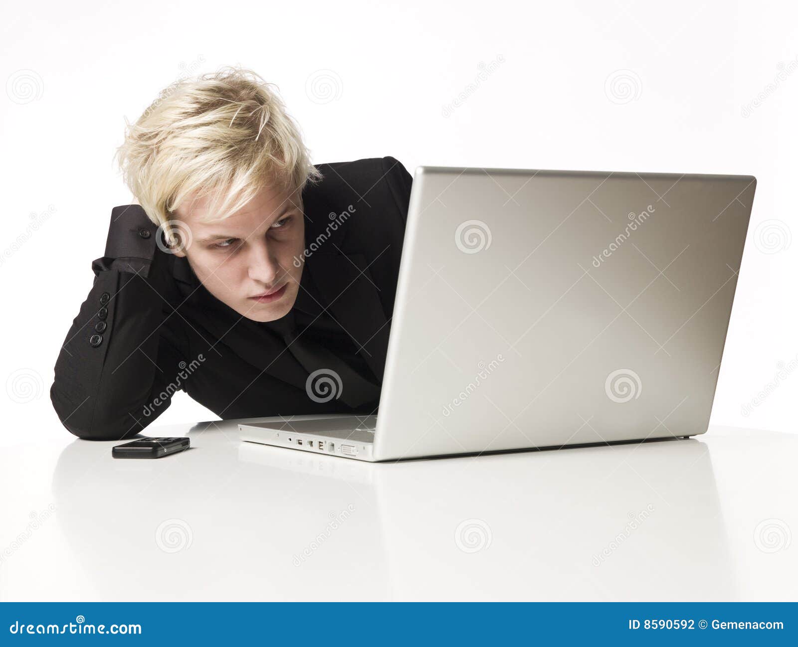 Mann mit einem Computer stockfoto. Bild von frustriert - 8590592