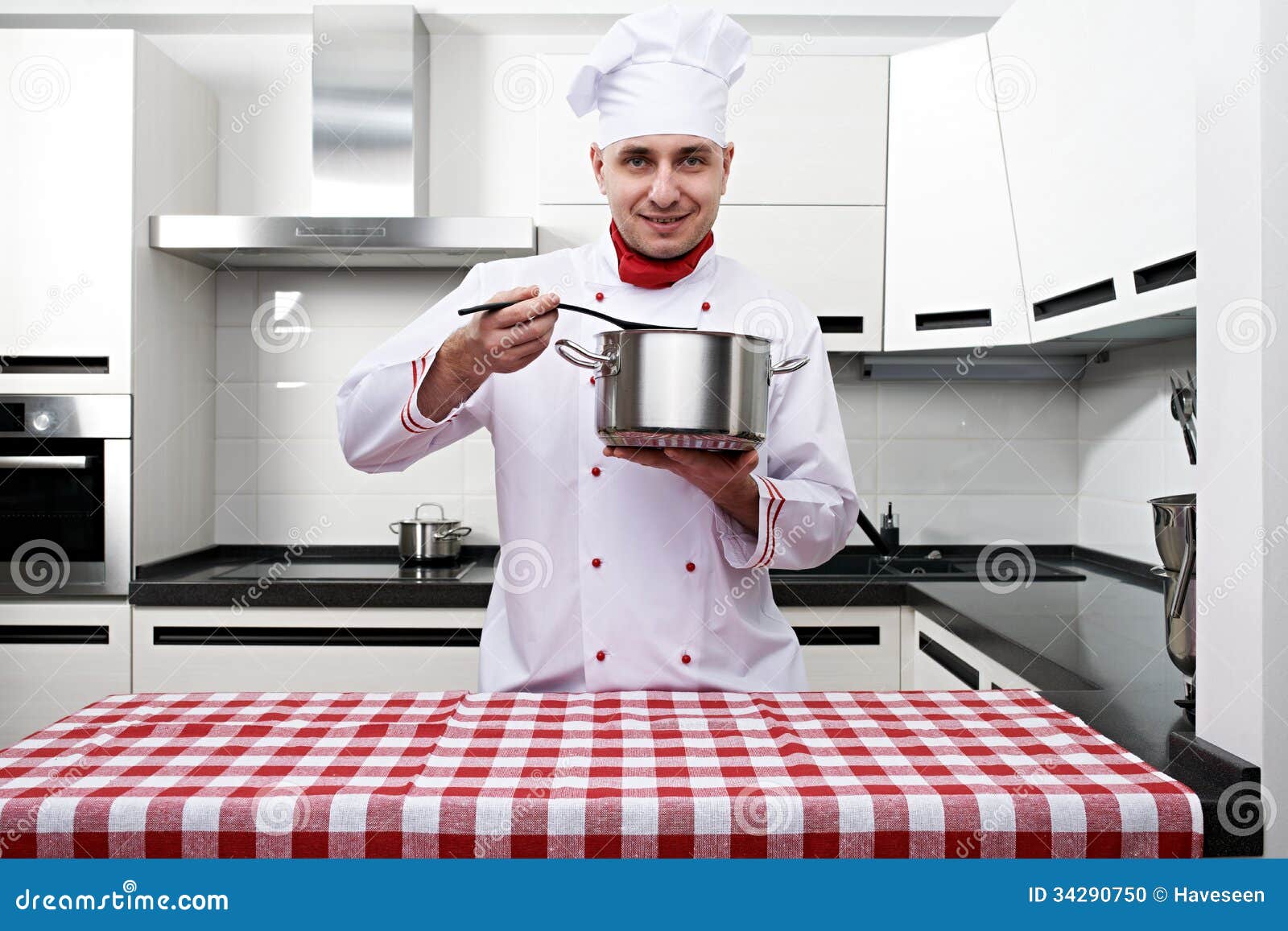 Mannelijke Chef-kok Bij Keuken Stock Foto - Image of beroep, portret ...