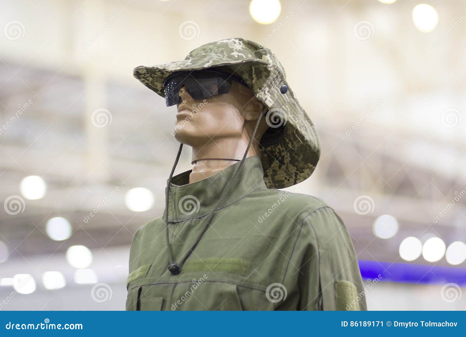 Mannequin in uniform stock image. Image of male, accessories - 86189171