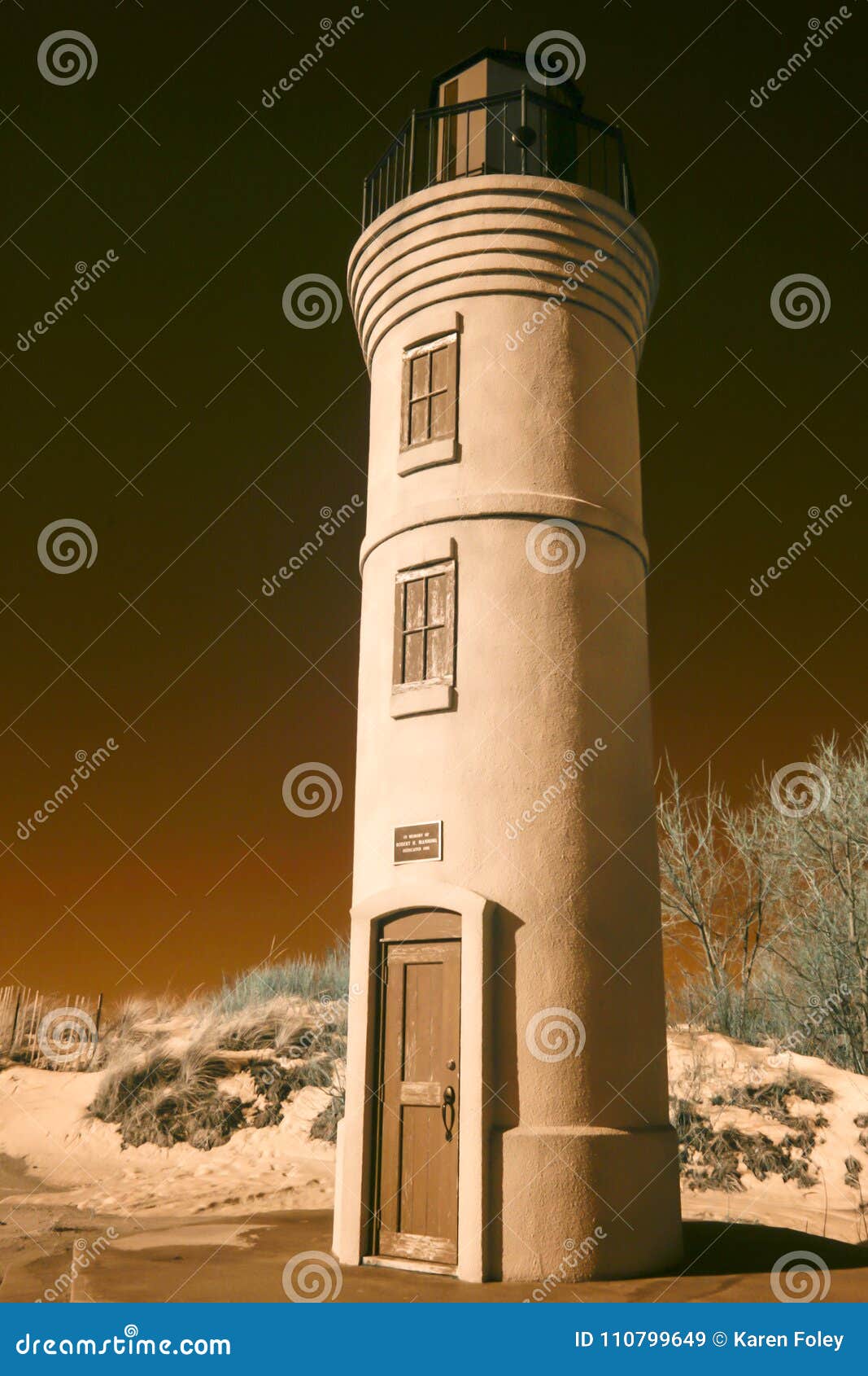 Manning Memorial Lighthouse En Infrarrojo Imagen de archivo - Imagen de ...