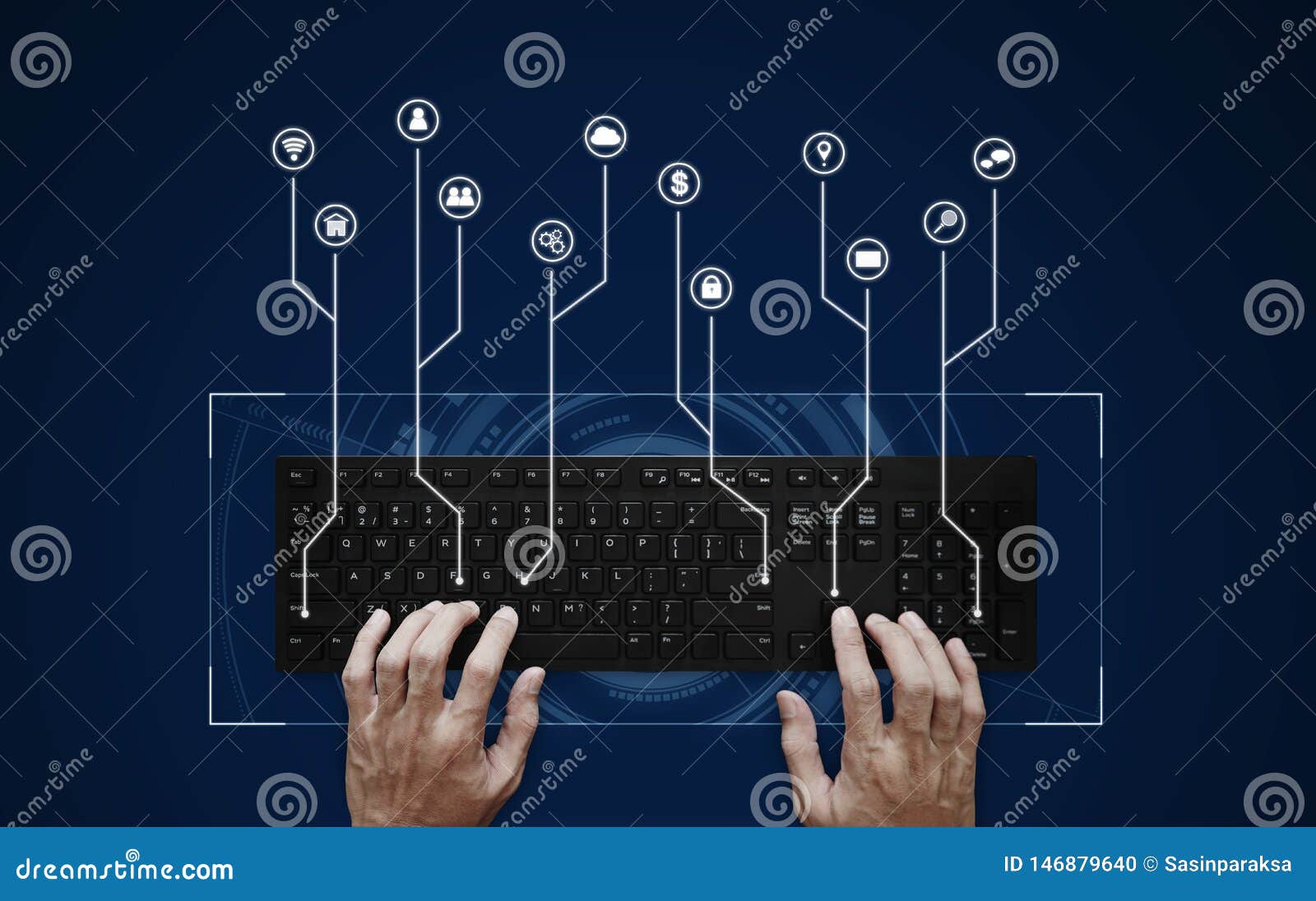 Mano Che Scrive Sulla Tastiera Di Computer Con L'icona Dell'Application ...