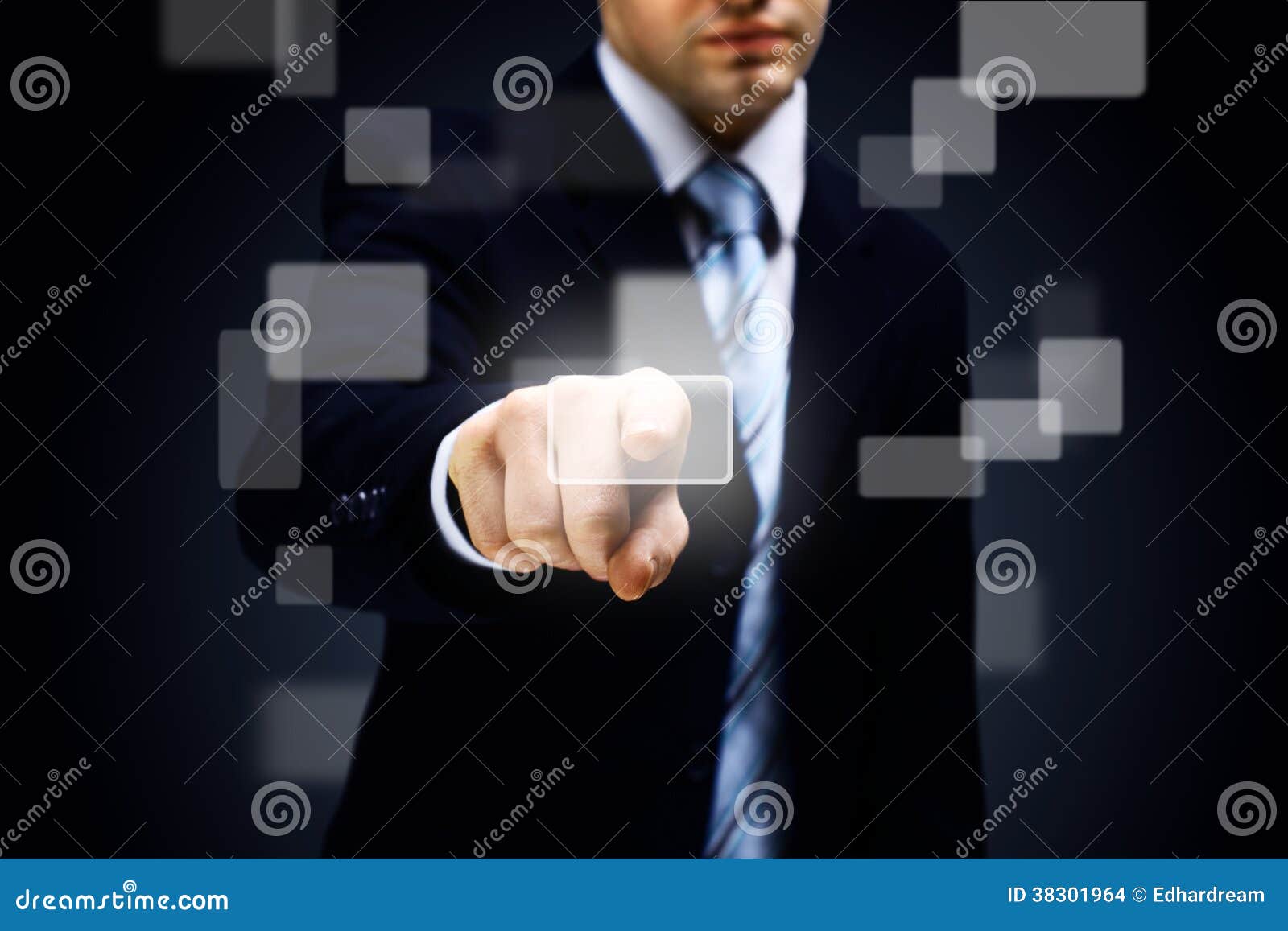 Mano che spinge un bottone fotografia stock. Immagine di tasto - 38301964