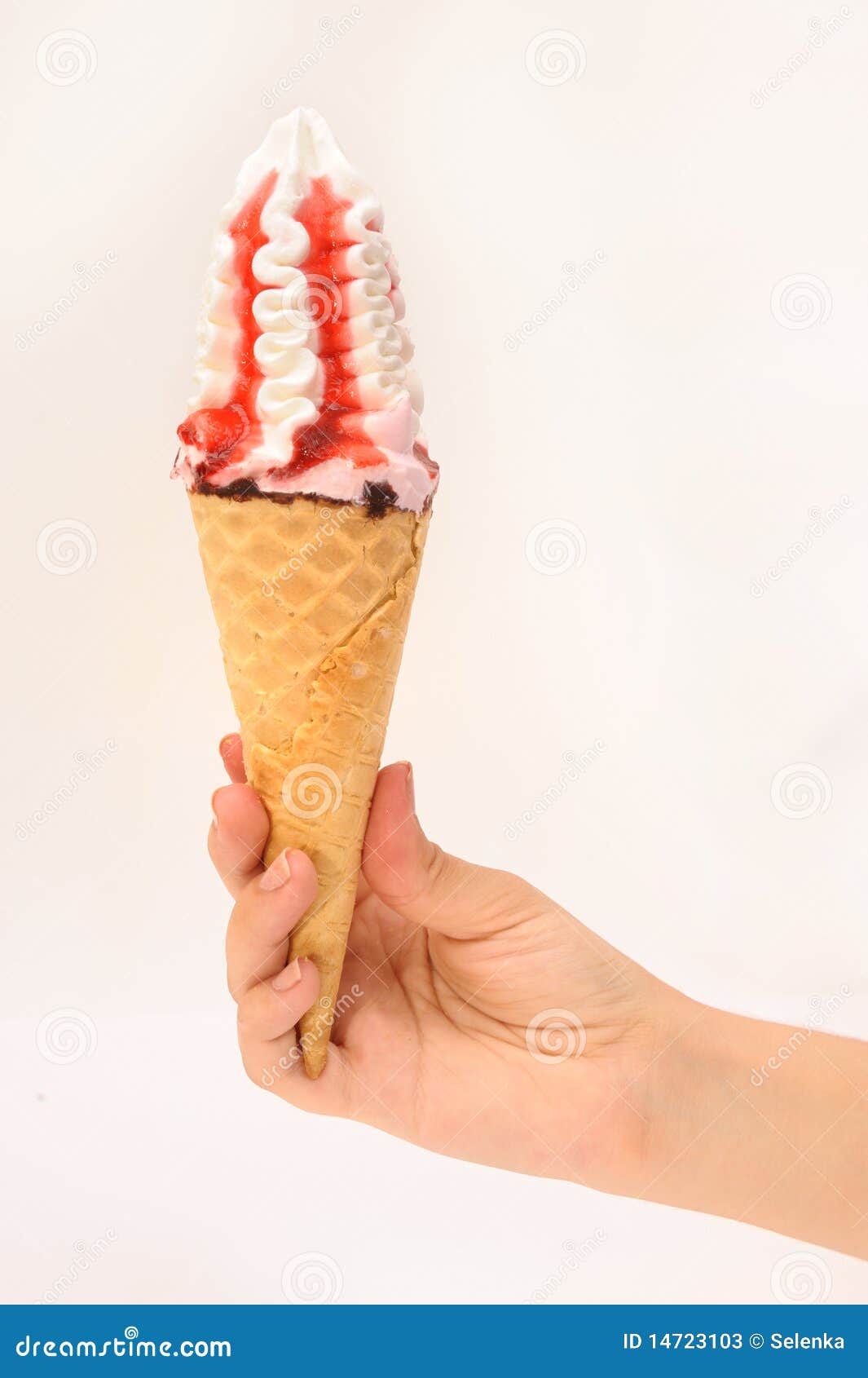 Mano con helado imagen de archivo. Imagen de hembra, fondo - 14723103