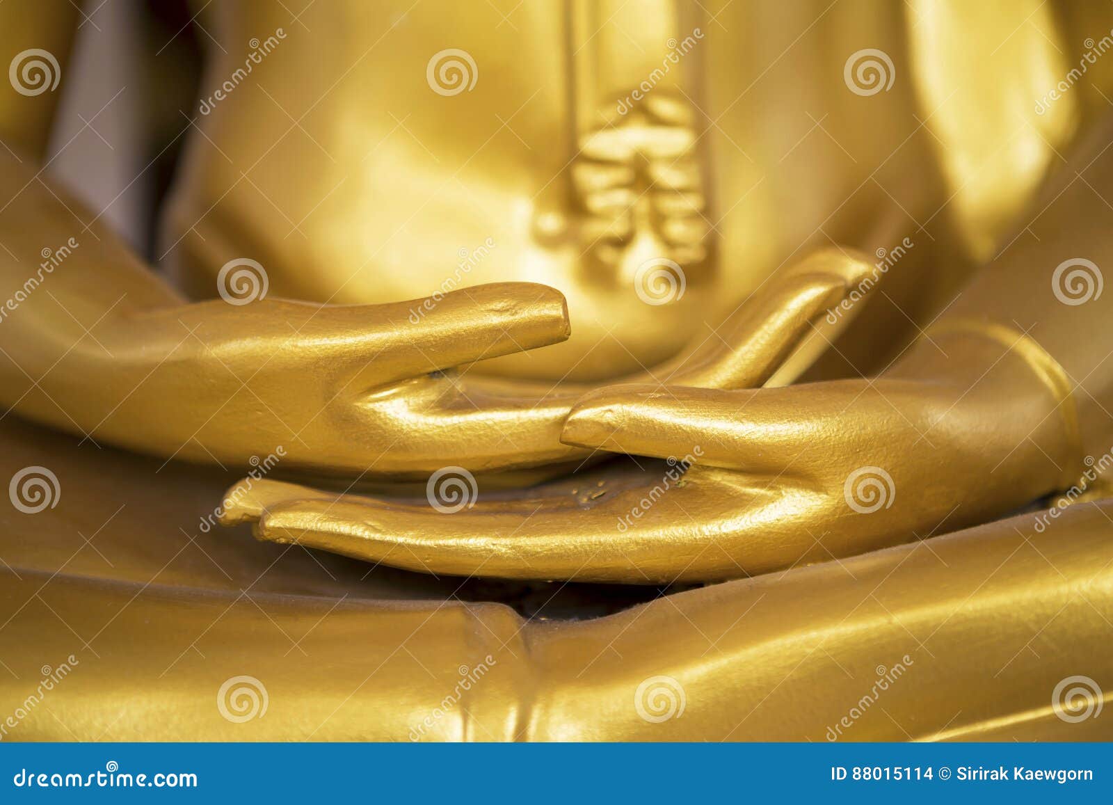 Mano De La Escultura De Buda Del Primer Foto de archivo - Imagen de ...