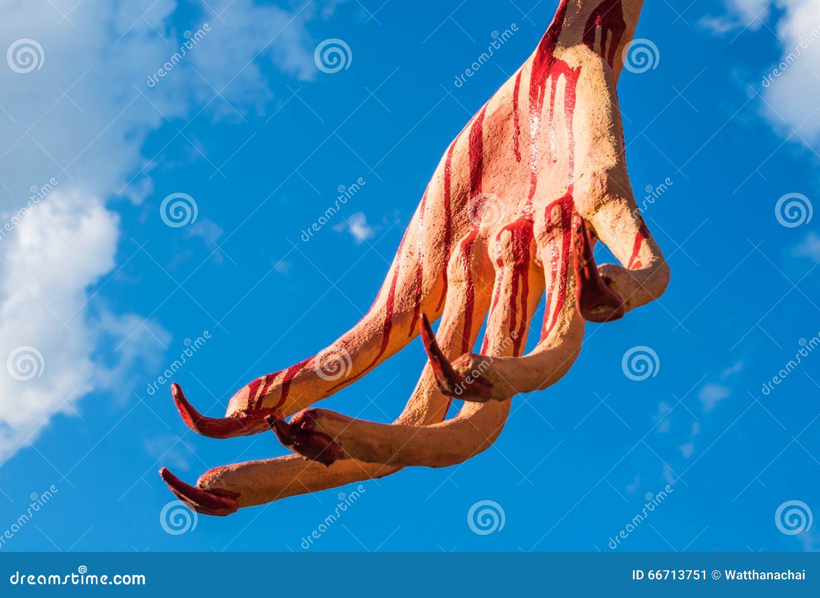 Mano Del Diablo De La Estatua Imagen de archivo - Imagen de templo ...