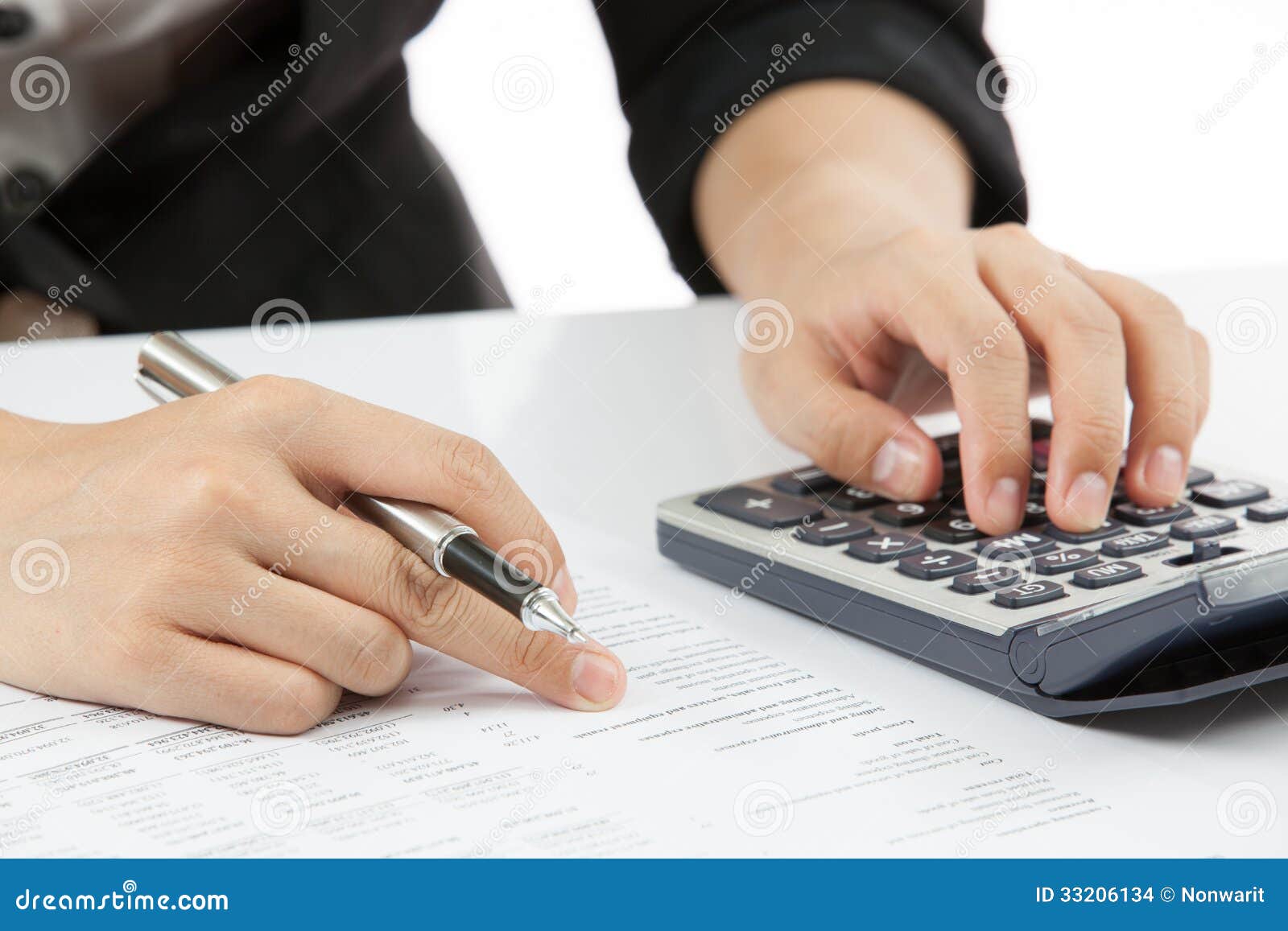 Mano Y Informe De Negocios De La Mujer Foto de archivo - Imagen de mano ...