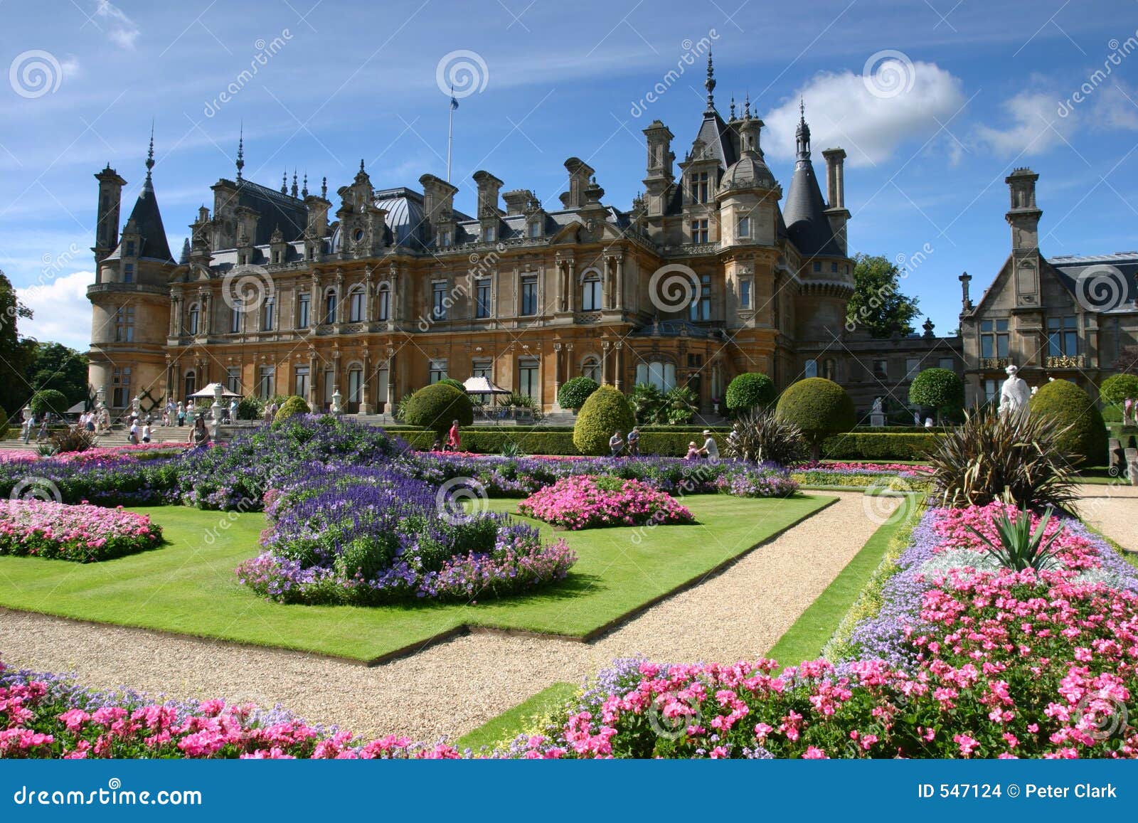 Manoir photo stock. Image du angleterre, manoir, bleu, reine - 547124