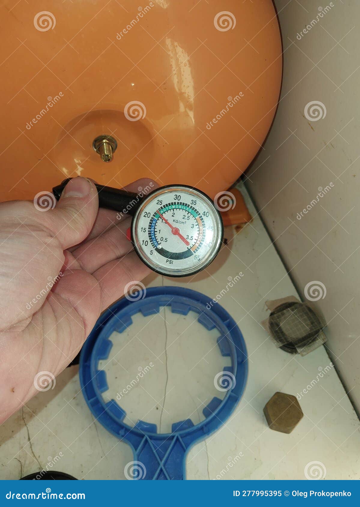 Manometer for Measuring the Pressure in the Hydraulic Tank Stock Image ...