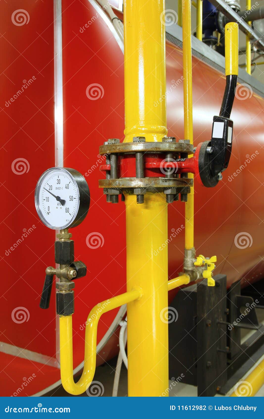 Manometer Or Pressure Gauge With Valve And Gas Cylinder Reducer Stock ...