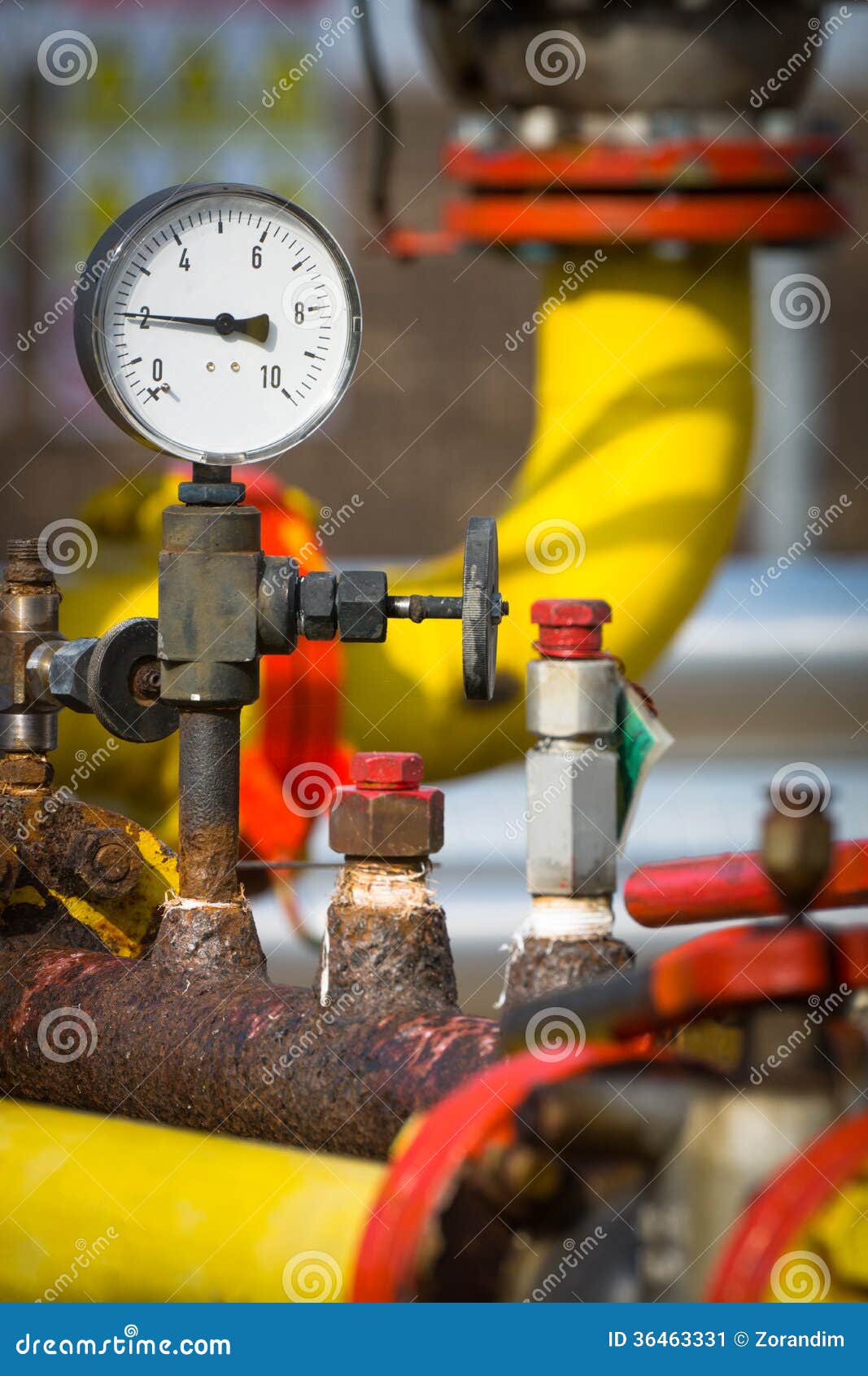 Manometer Or Pressure Gauge With Valve And Gas Cylinder Reducer Stock ...