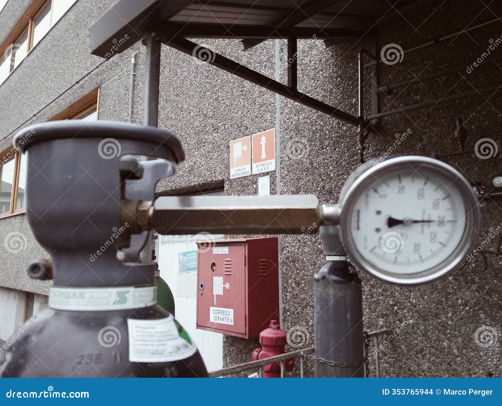 Manometer With Reducer For Breathing Control, Help With Medical ...