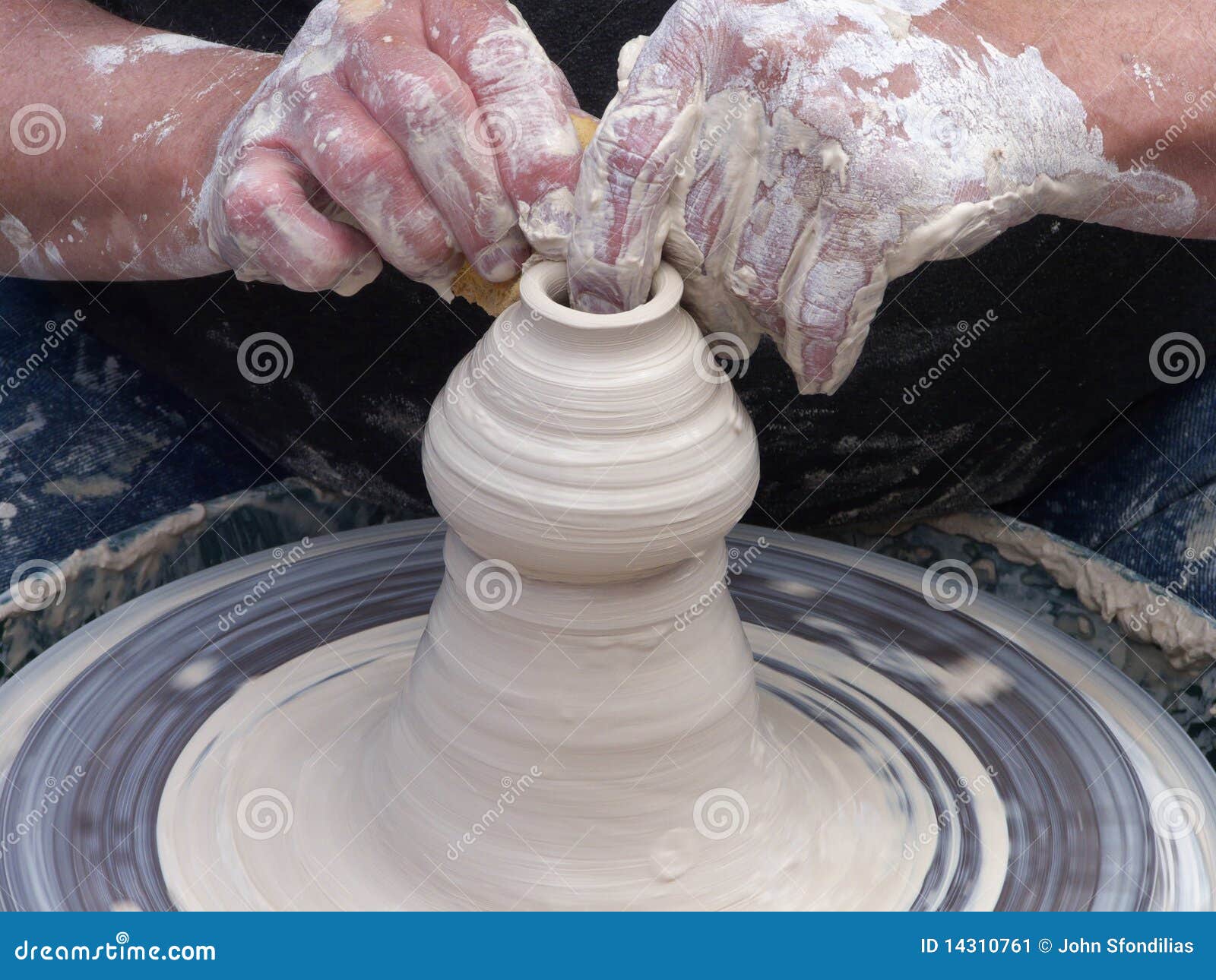 Manos creativas imagen de archivo. Imagen de dedos, creativo - 14310761