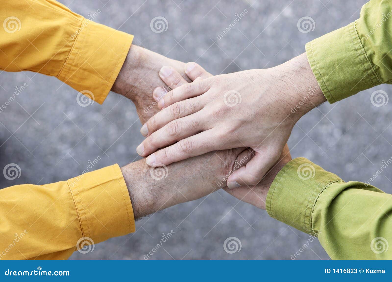 Manos unidas imagen de archivo. Imagen de calle, sindicato - 1416823