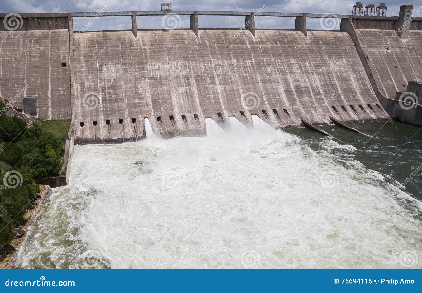 Mansfield Dam in 2007 stock image. Image of control, hydro - 75694115