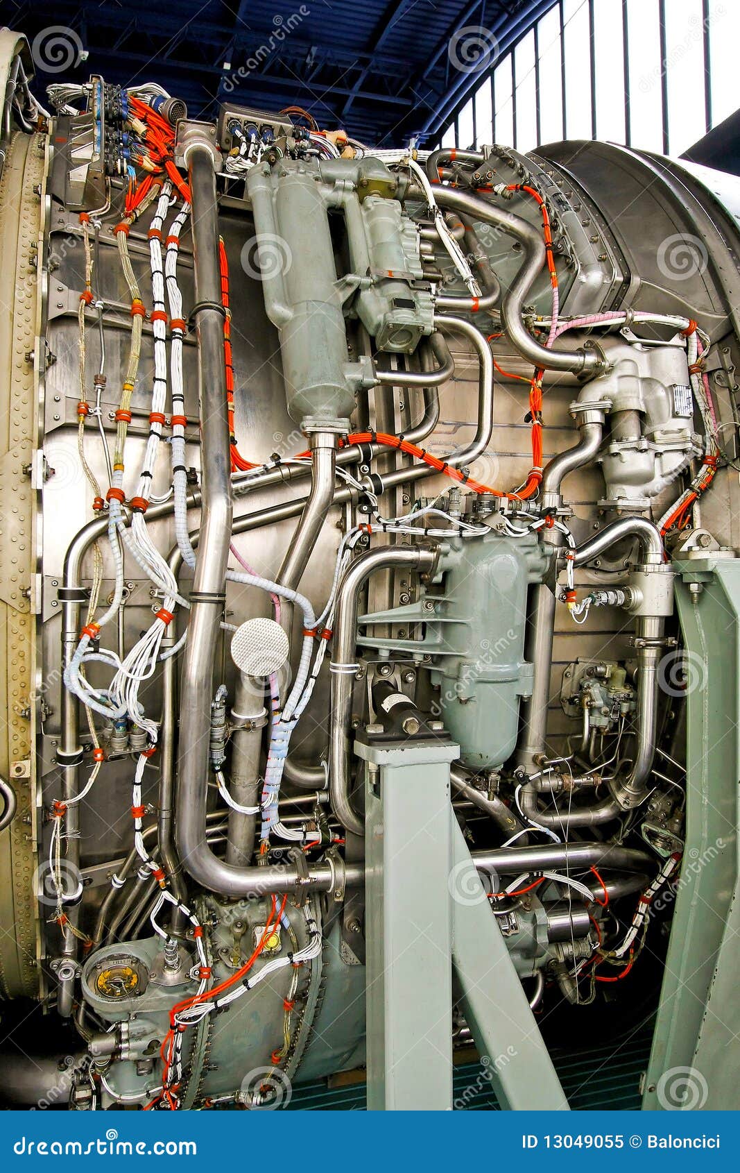 Mantenga el motor de jet imagen de archivo. Imagen de potencia - 13049055