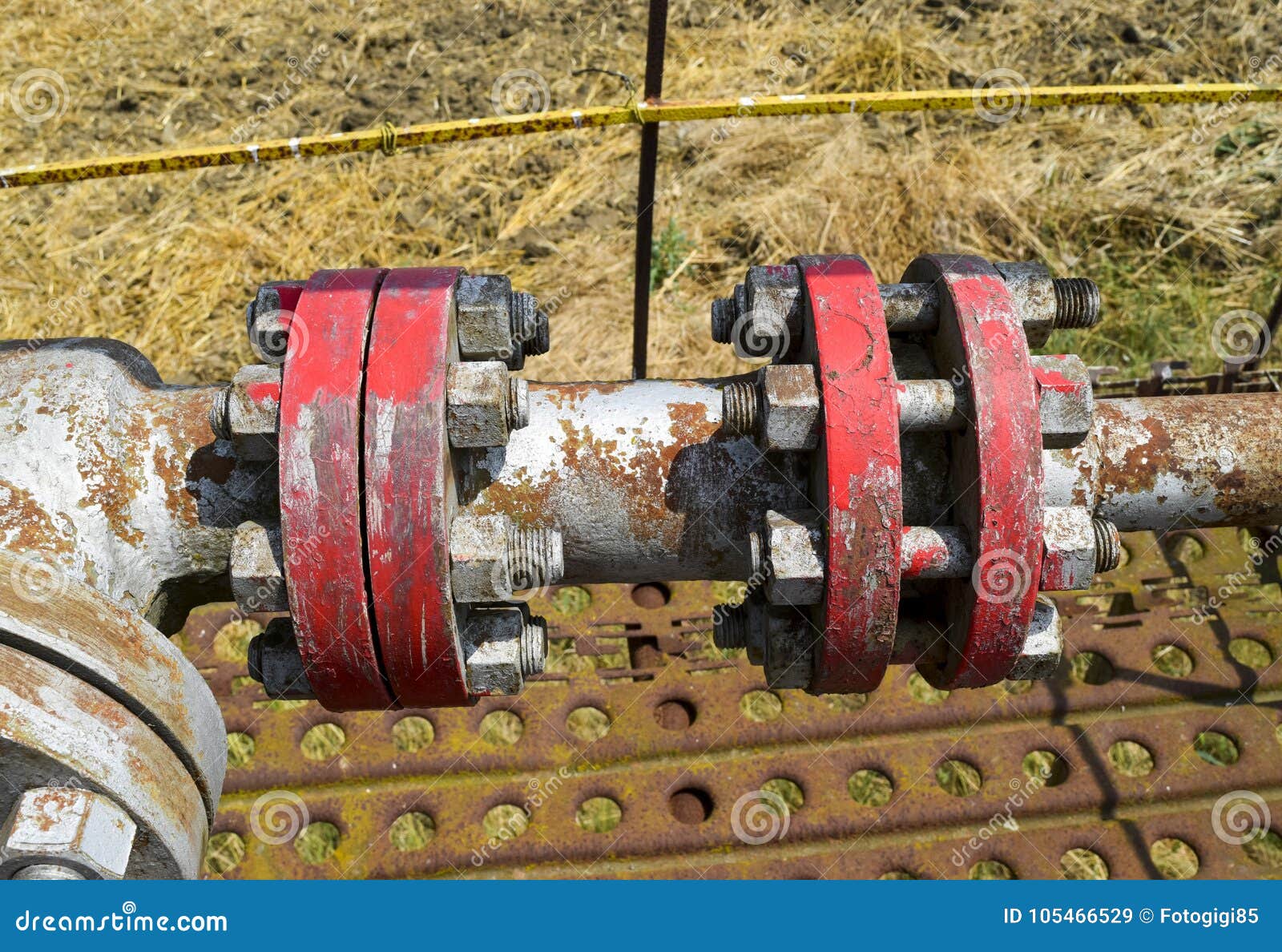 Manual Shut-off Valve on Oil Well. Oil Well Wellhead Equipment. Stock ... Manual Shut-off Valve on Oil Well. Oil Well Wellhead Equipment. Stock ...