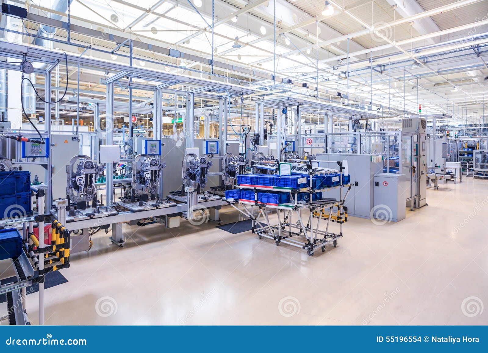 Manufacturing of Car Engine Stock Photo - Image of automobile, factory ...