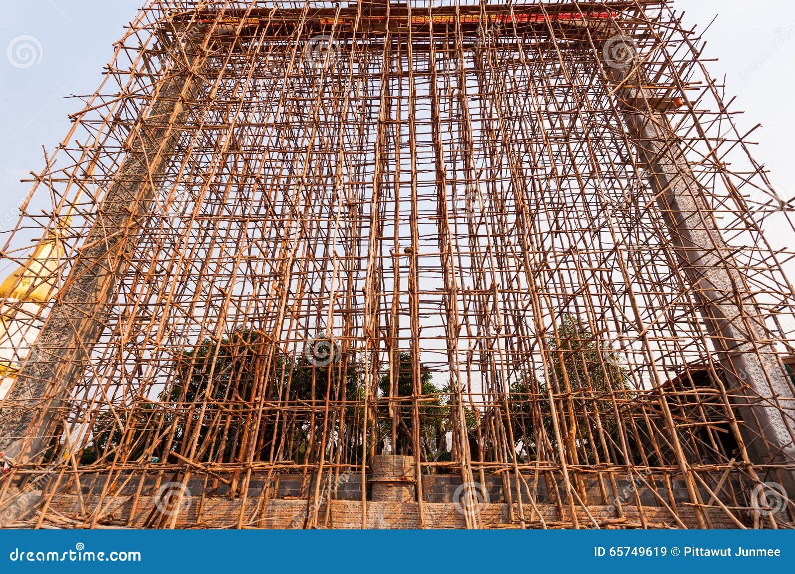 Traditional Scaffolding Using Bamboo To Building House Stock Photo ...