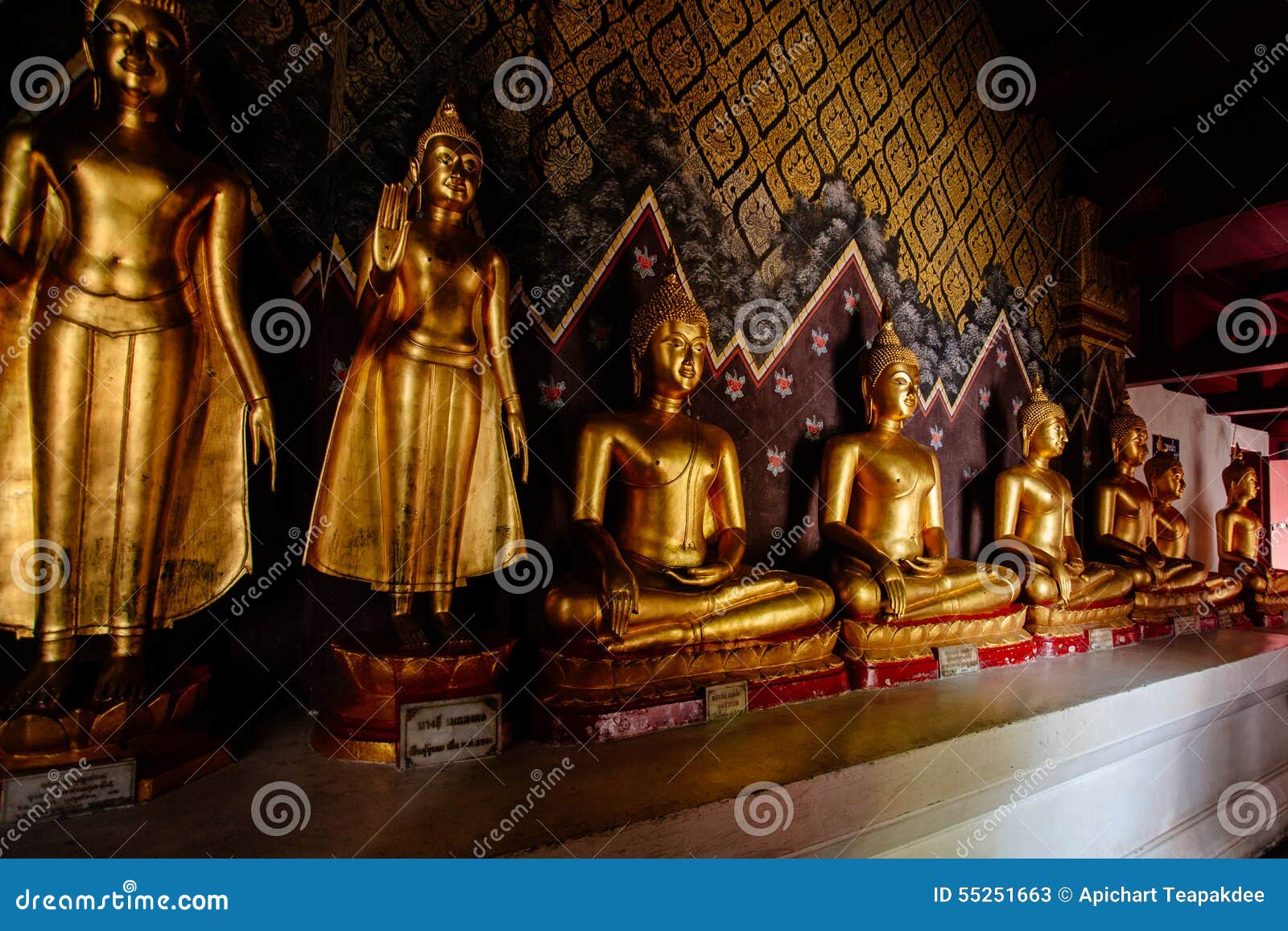 Many buddhas statue stock image. Image of prayer, buddha - 55251663
