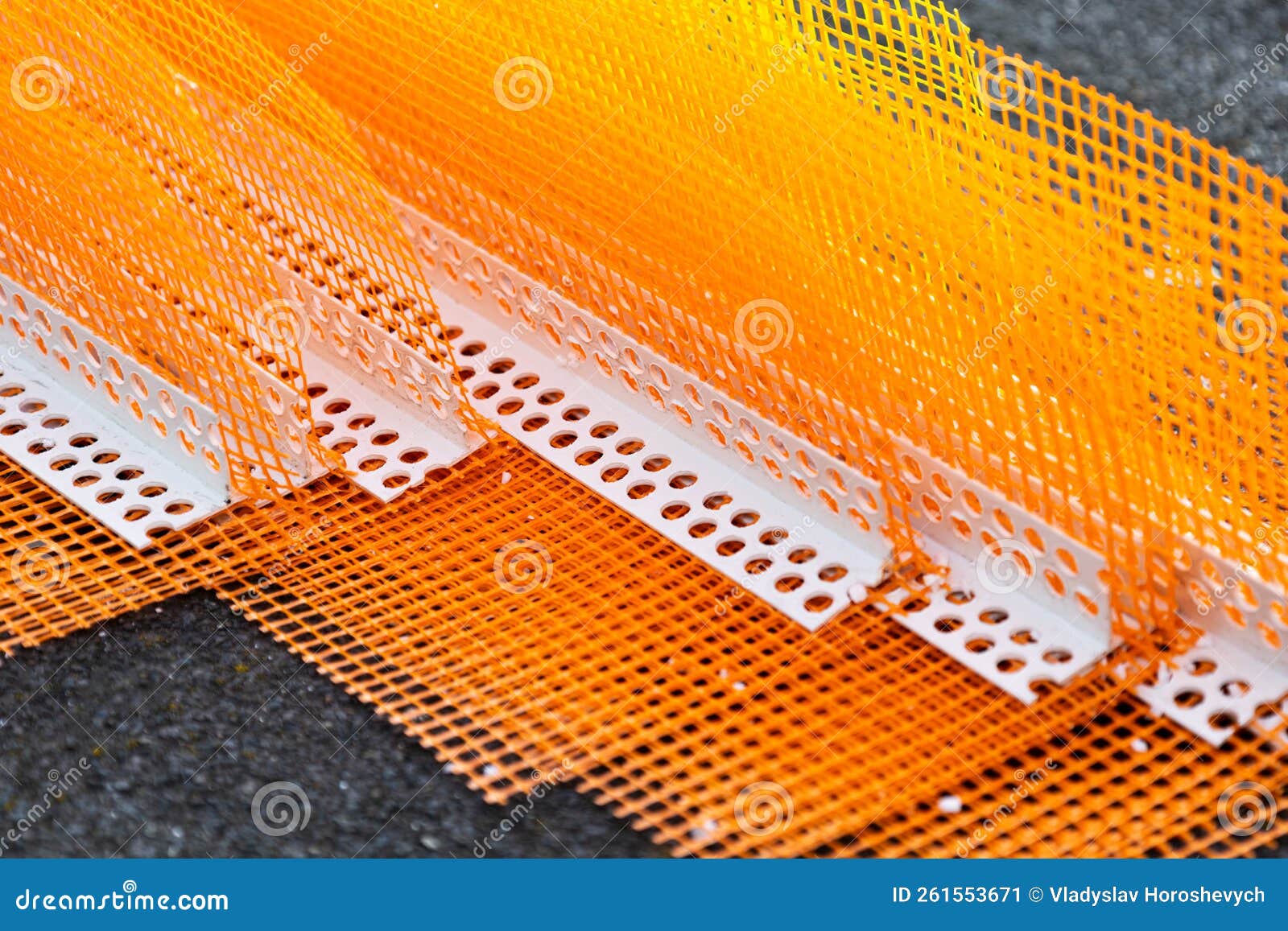 Many Building Corners with Reinforcing Mesh for Finishing Work, Home ...