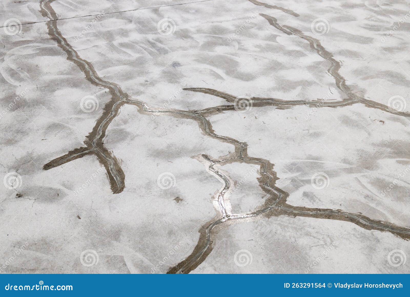 Many Cracks in the Concrete Floor, Restoration of a Concrete Floor in ...
