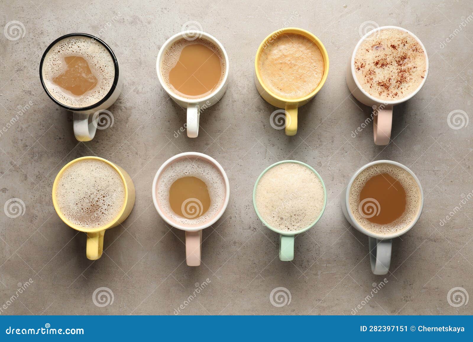 Many Cups with Different Aromatic Coffee on Grey Table, Flat Lay Stock ...