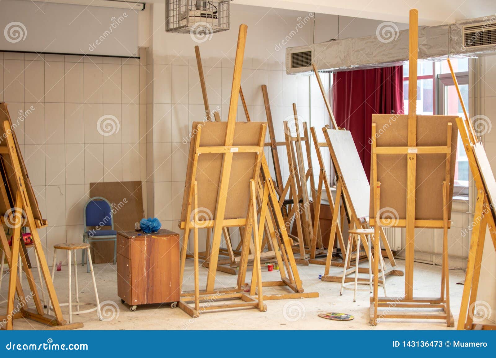 Many Easels in the Empty Studio at University Stock Image - Image of ... Many Easels in the Empty Studio at University Stock Image - Image of ...
