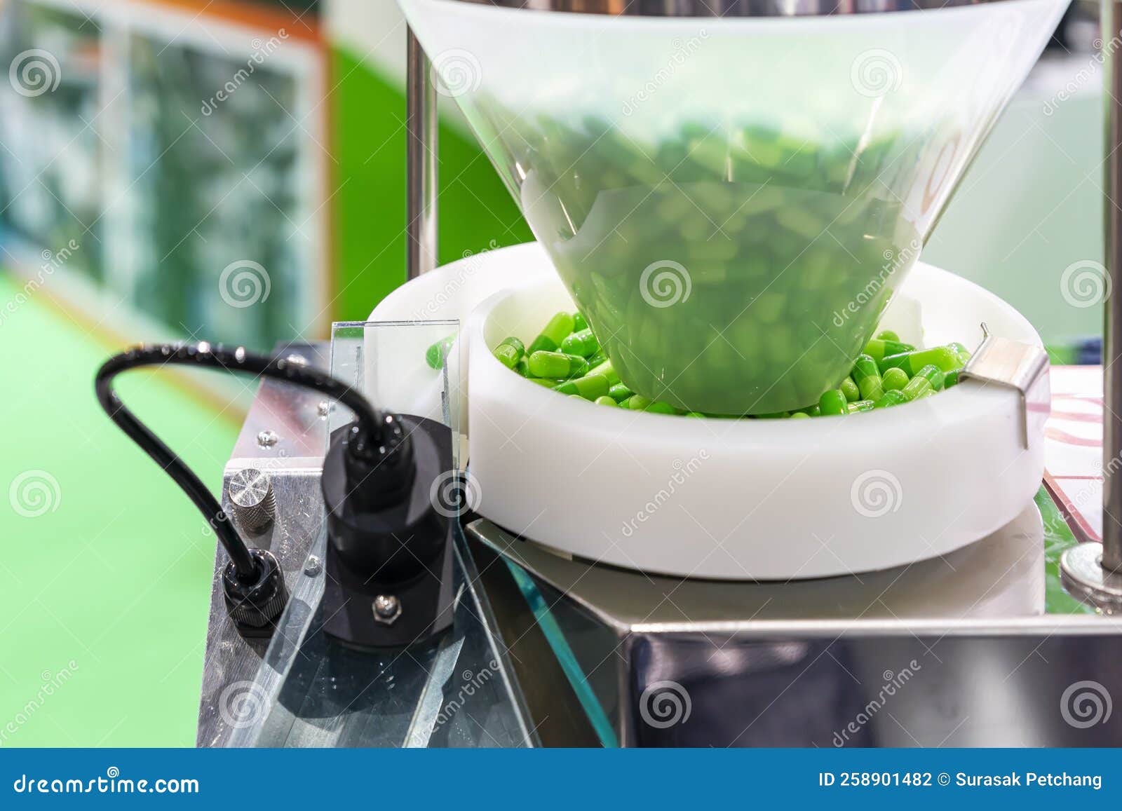 Plastic Hopper Dryer For Industrial Plastic Injection Machine Stock ...