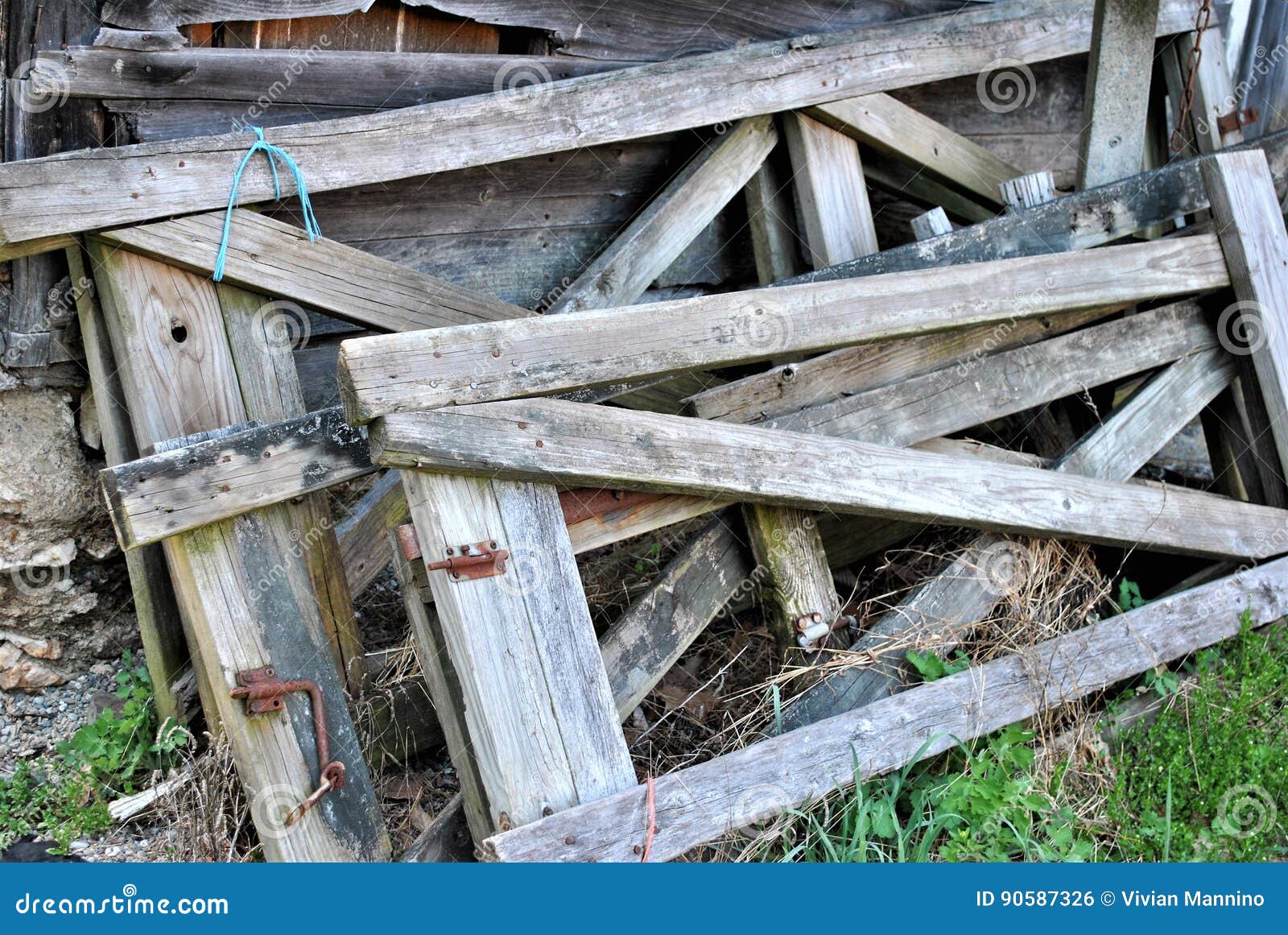 Rotten Gates Photos - Free & Royalty-Free Stock Photos from Dreamstime
