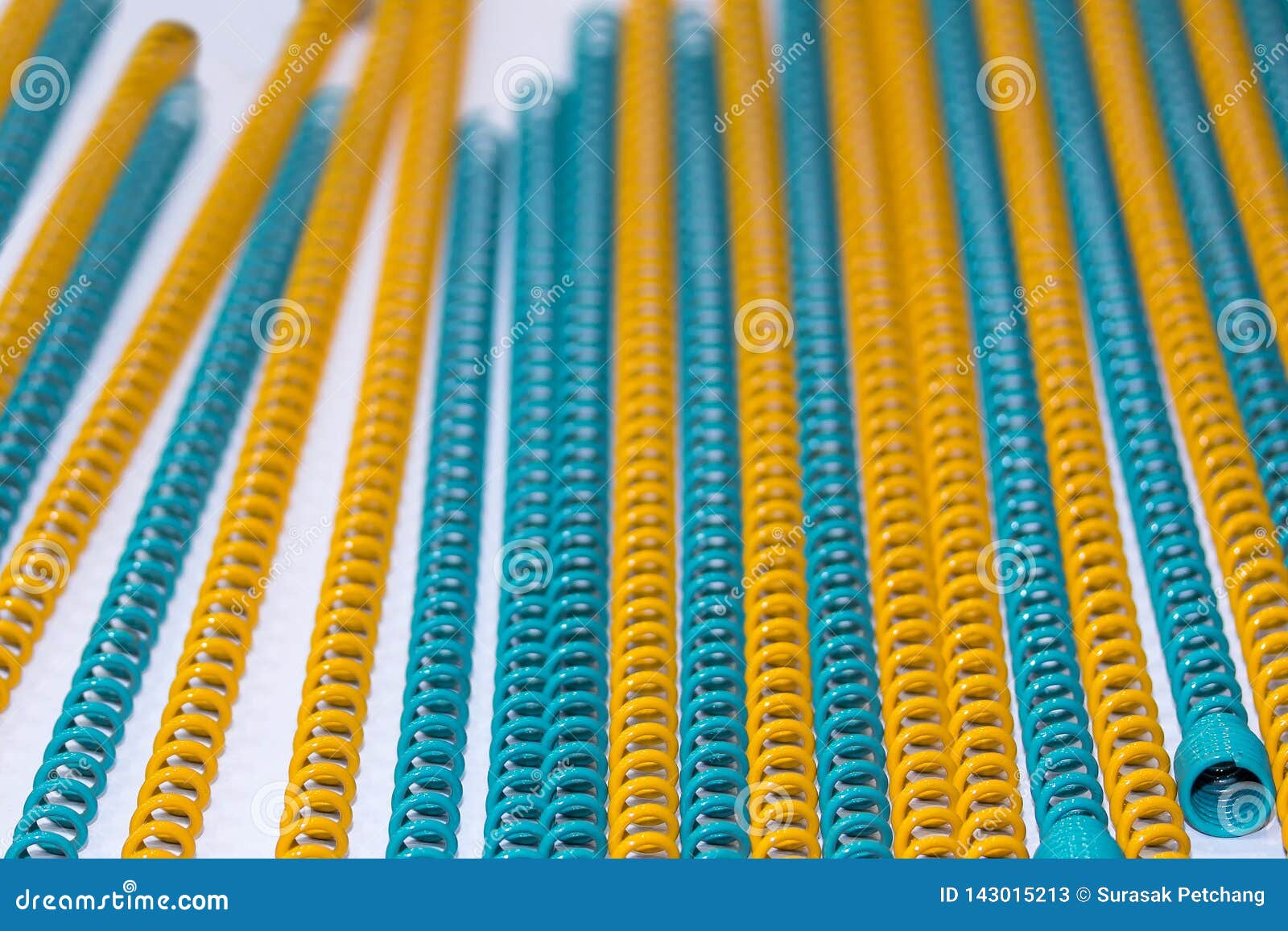 Many Kind and Colorful of Flexibility Metal Coil Spring for Industrial ...