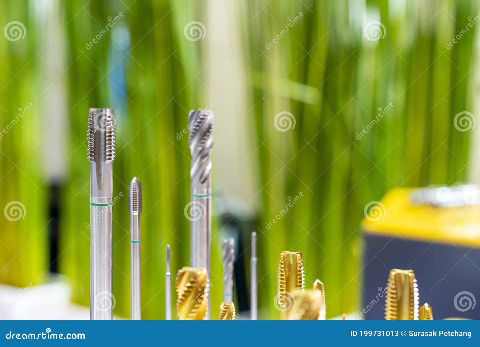 Many Size High Precision Metal Tapping Cutting Tools for Threaded Hole ...