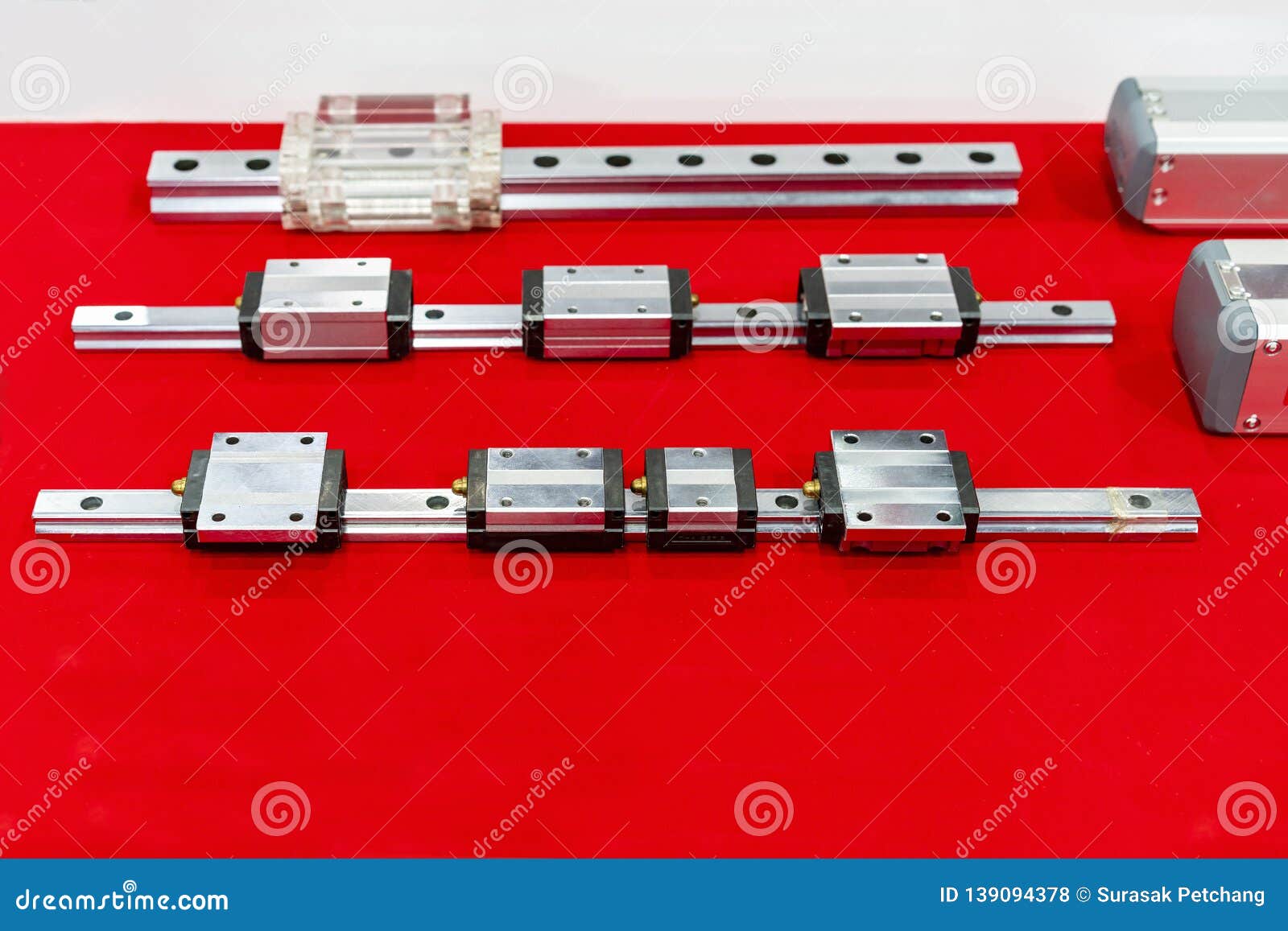 Many Size of High Quality and Precision Linear Ball Bearing Guide of ...