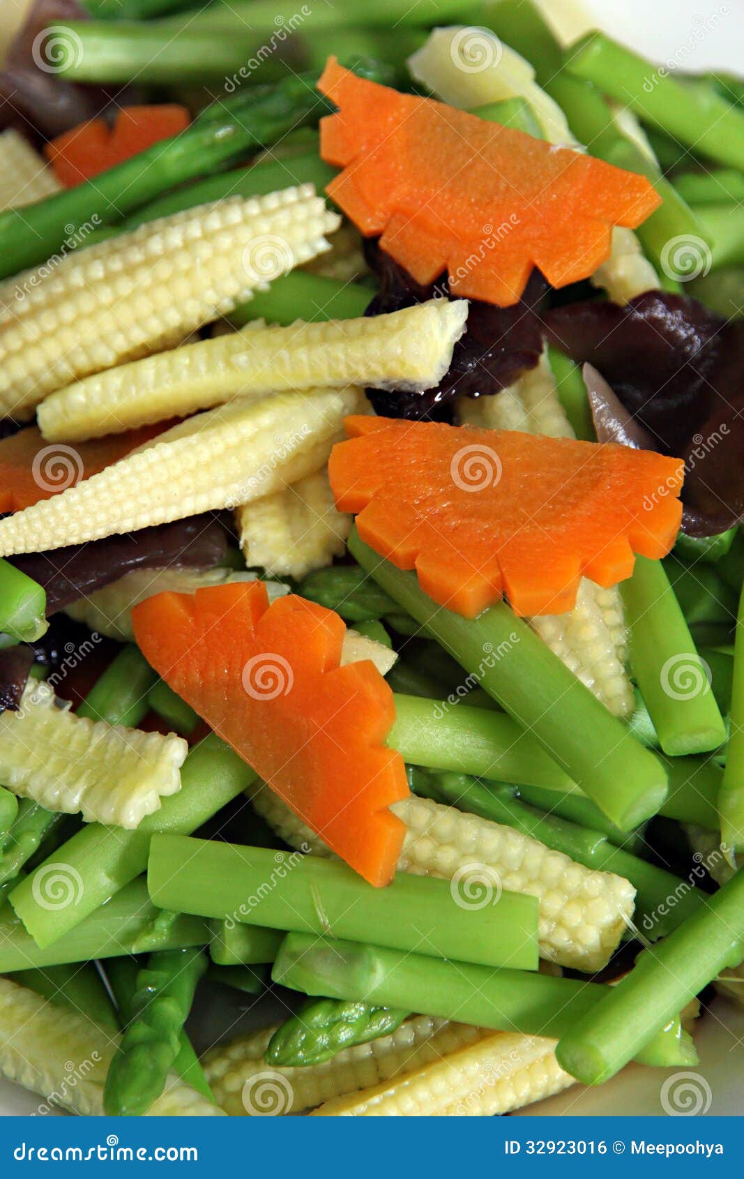 Many Types of Sliced â€‹â€‹vegetables in Dish. Stock Photo - Image of ...