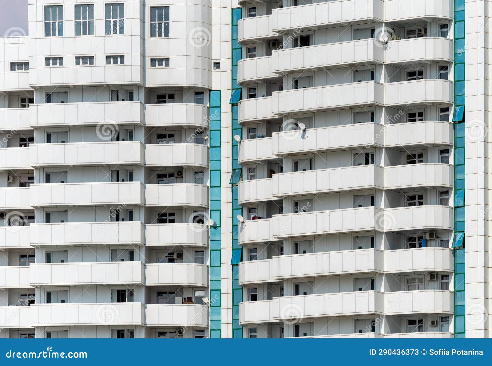 Many Windows and Walls Facade of a Modern Skyscraper without People ...