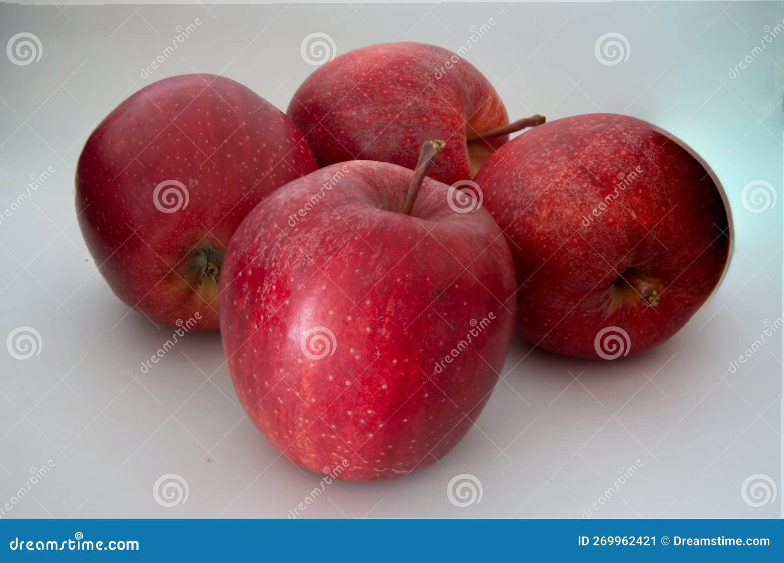 Manzana fuji. su fruto imagen de archivo. Imagen de fruta - 269962421