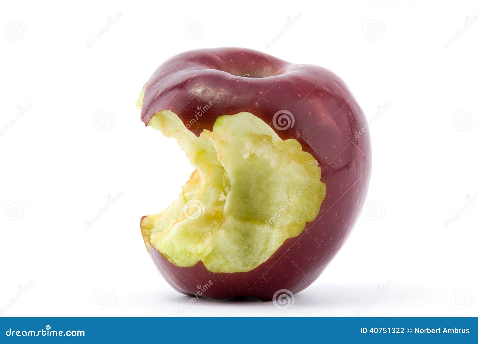 Manzana roja masticada foto de archivo. Imagen de mordedura - 40751322
