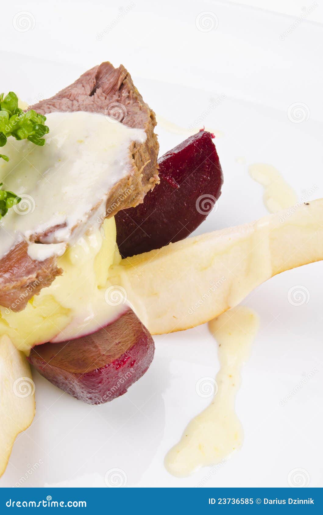 Manzo Con La Salsa Di Rafano Immagine Stock - Immagine di bellezza ...