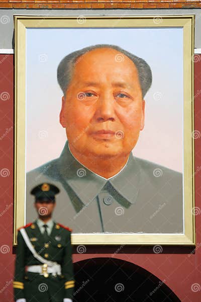 Mao in Tianenmen Square editorial image. Image of olympics - 4387475