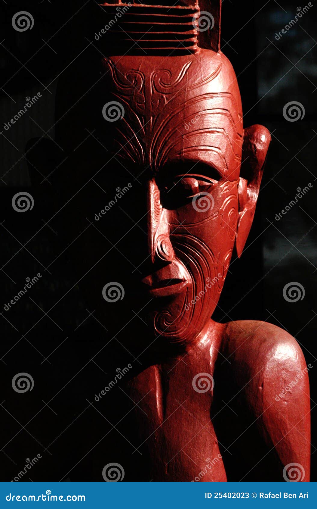 Maori Carving on a Marae editorial stock photo. Image of moko - 25402023