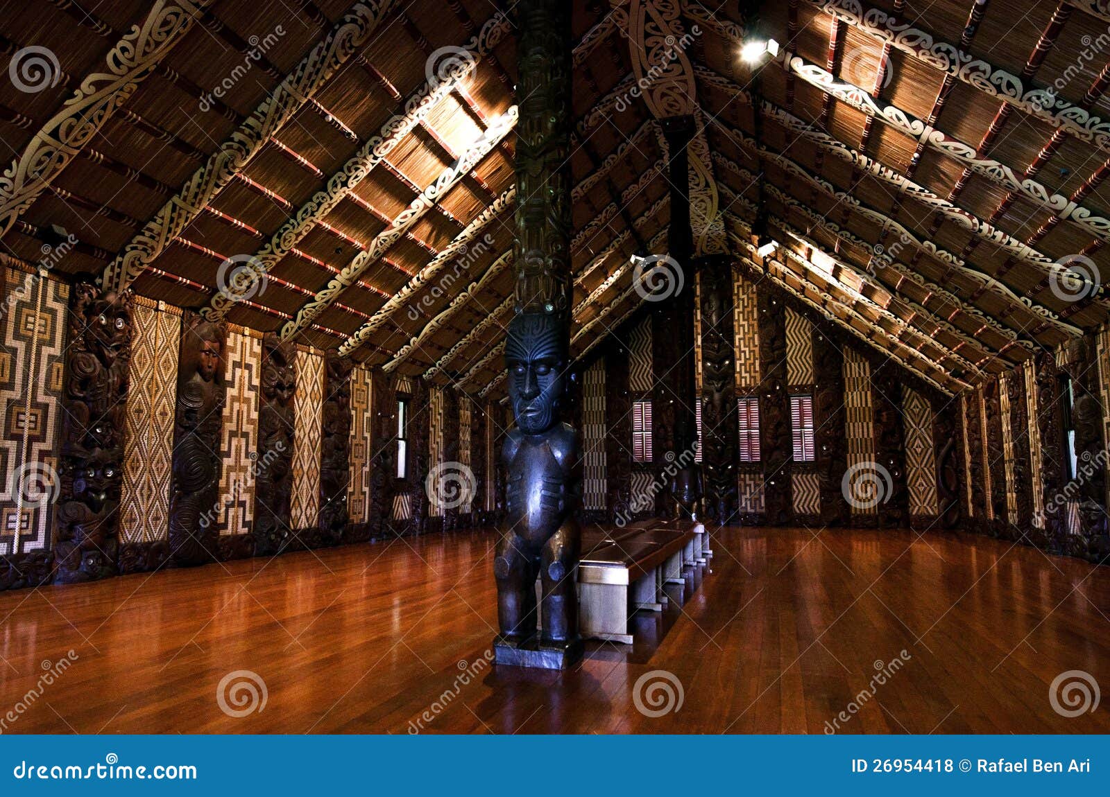 Maori Meeting House - Marae Editorial Stock Photo - Image of marae ...