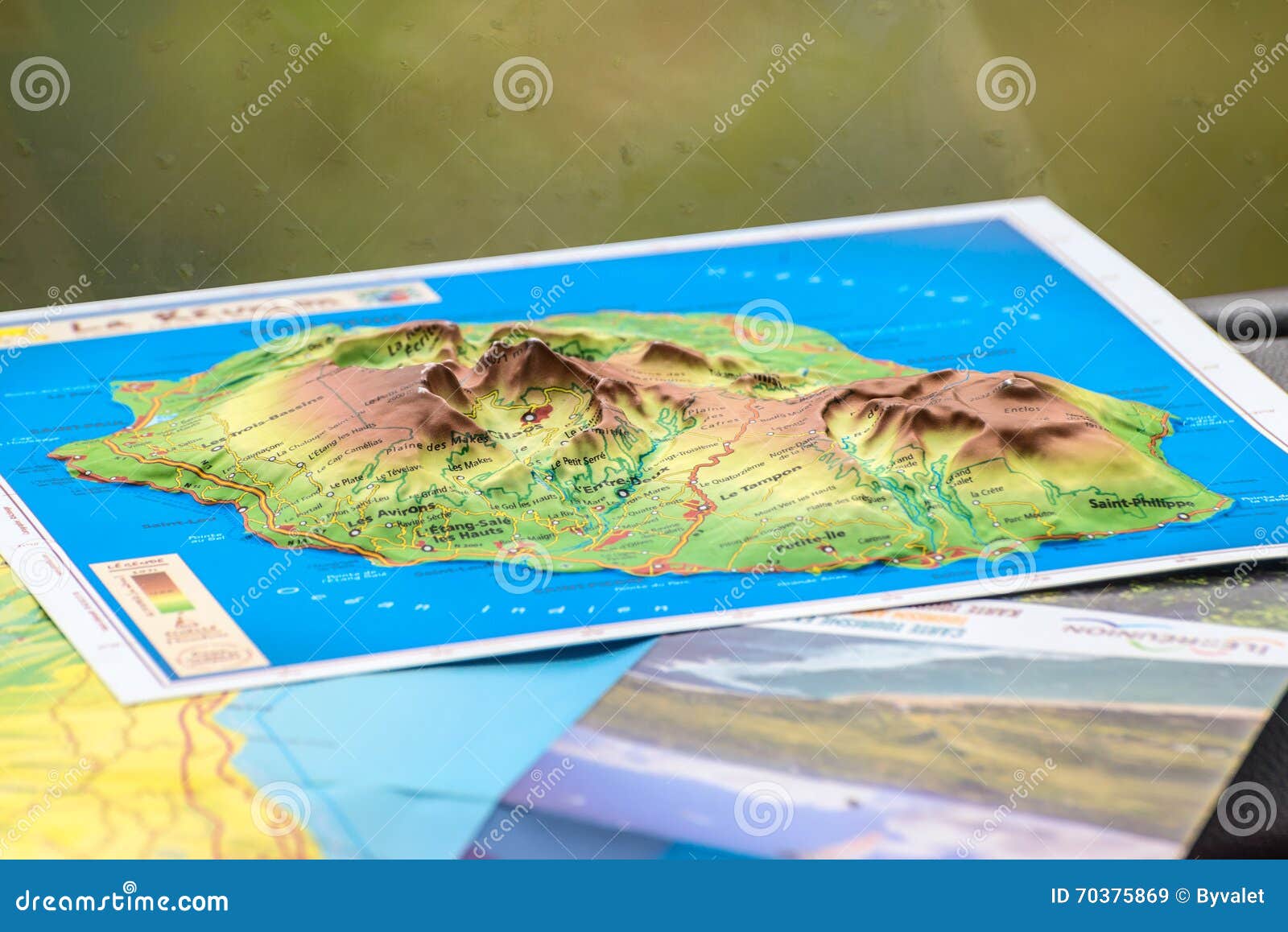 Mapa da ilha da reunião imagem de stock editorial. Imagem de sentido ...